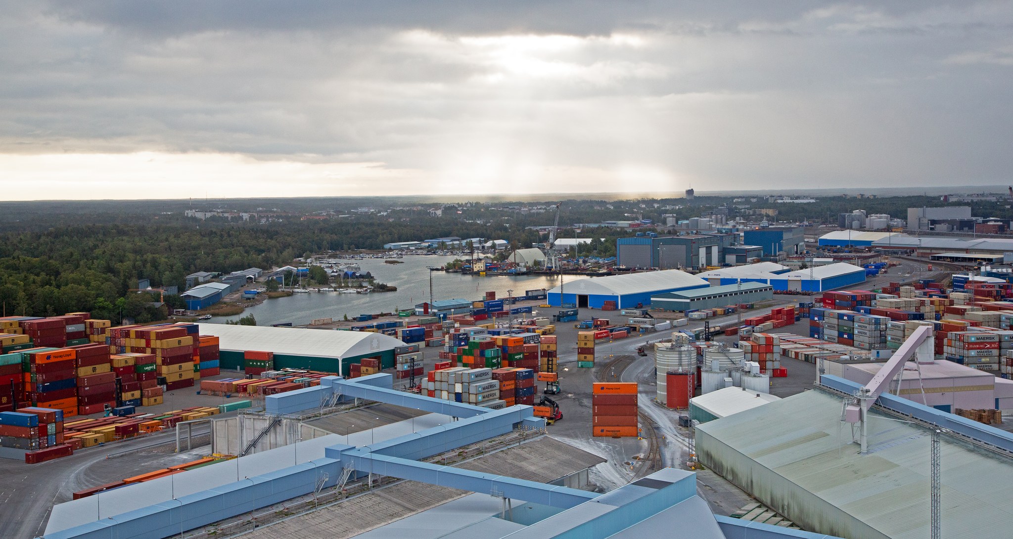 Fortum ja Rauman Satama kehittävät vihreän siirtymän hankkeelle sopivaa ...